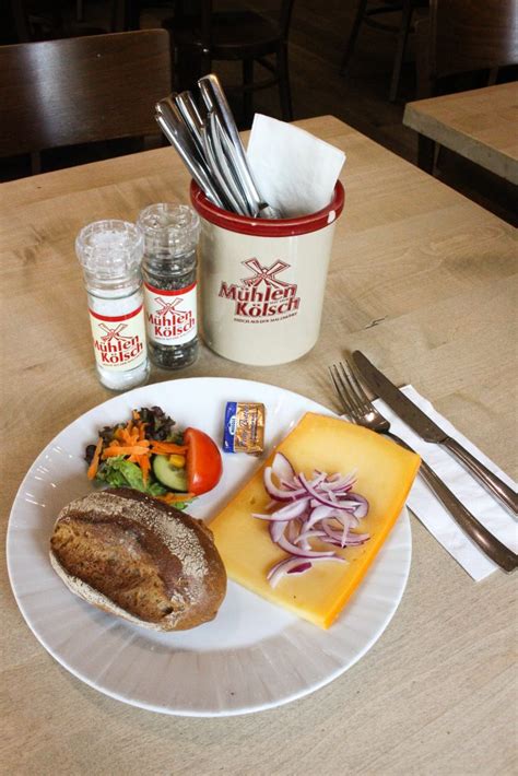 Halve Hahn Das Kultgericht Im Kölschen Brauhaus