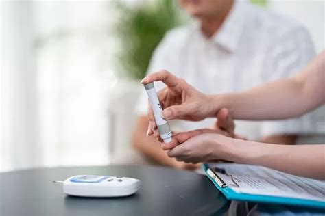 Experts Say Two Key Superfoods Lower Blood Sugar Before Needing Insulin