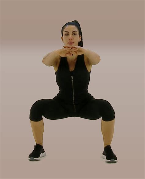 Sentadillas Estocadas Y Más 18 Ejercicios Para Trabajar Glúteos Y Piernas En Casa Infobae