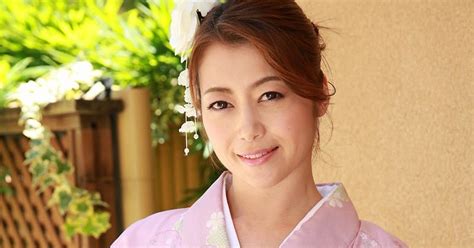 Japanese Girls Maki Hojo