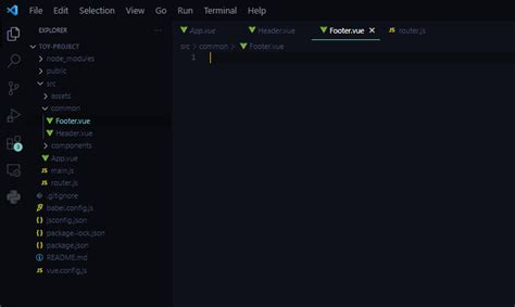 2 Vue Header Footer
