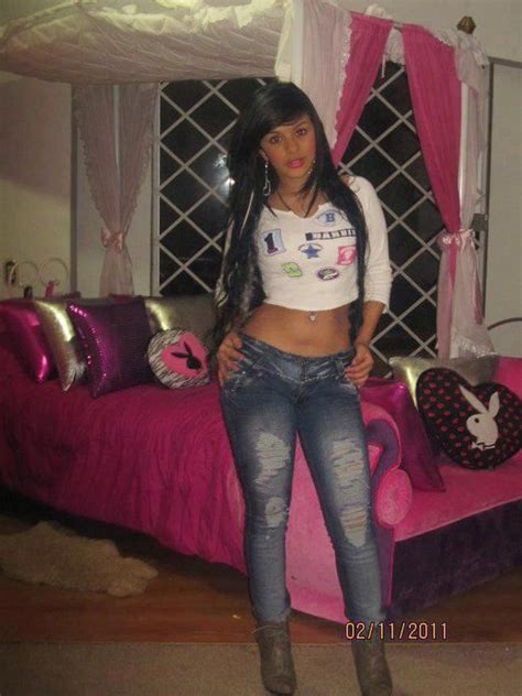 Foto De Cute Hot Sexy Latinas Shake That Cute Ass 1384