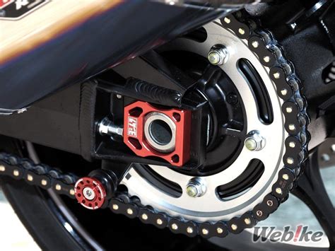 Yoshimura의 풀 엑츄에이터 2개가 장착되어 있는 하야부사 데모카 신작 바 엔드 등도 주목 Webike Magazine