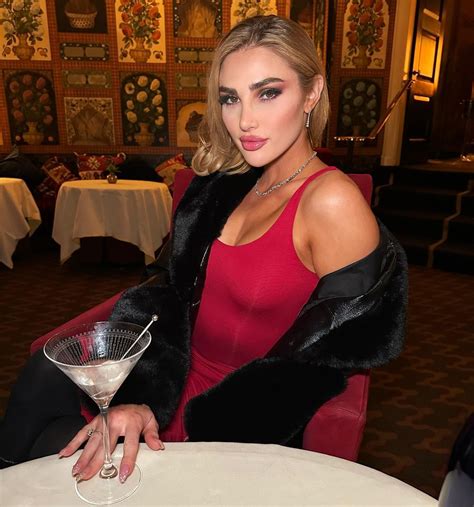 Kenzie Anne Actress Age Career Net Worth Bio Wiki