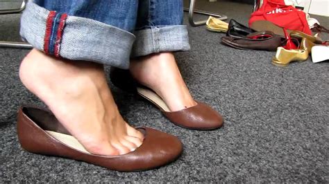 Brown Ballerinas Flats Dangling Youtube