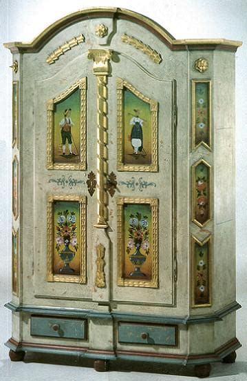 Mobilier Rusticmobila Naturmobila Pictatamobila Antichizata