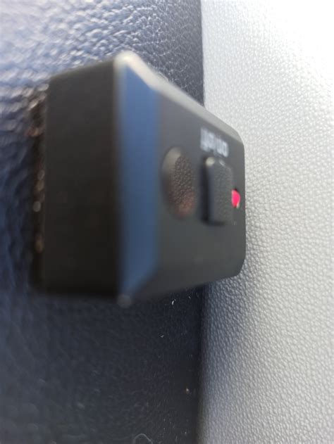 Hi Found This Device Attached To My Dash Its Not To Do With My Garage