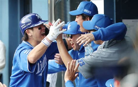 강민호 반기는 박진만 감독·구자욱