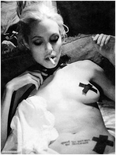 Post [3266345068] Dissolving Into Tumbex