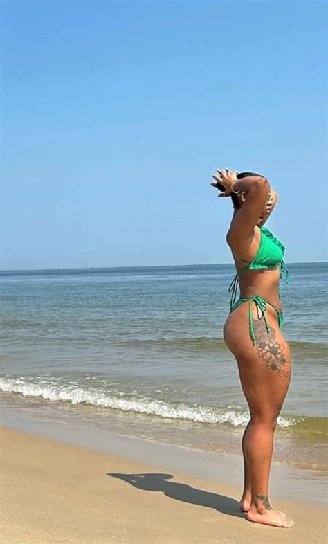 Thick Fit Shesfreaky