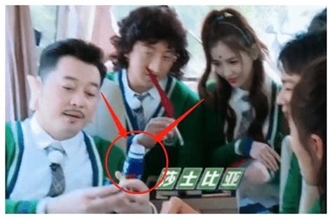 《跑男8》他从不喝安慕希，宁可每期自带保温杯喝水