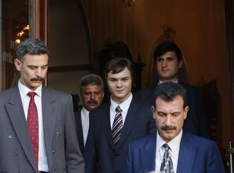 Naim Süleymanoğlunu Canlandıran Hayat Van Eck Kimdir Kaç Yaşında