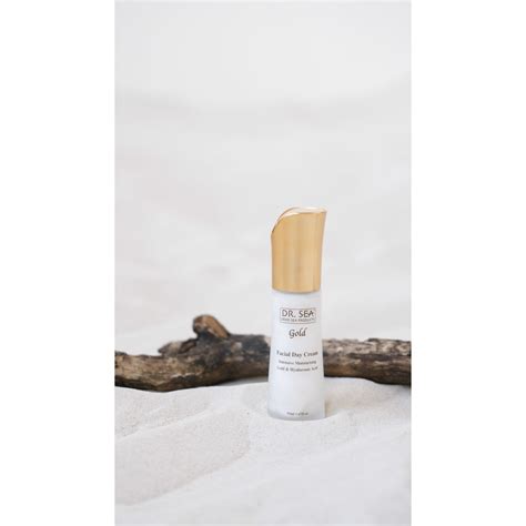 Интензивно овлажняващ дневен крем със златни частици и хиалуронова