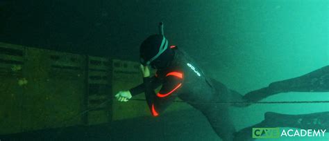 TCP S D Go Freediving CAVE Academy