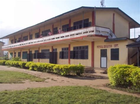 Effutu Senior High Tech