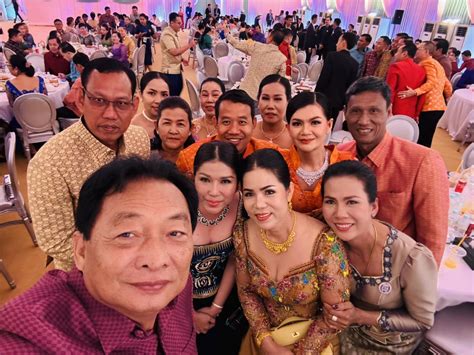 ឯកឧត្តមបណ្ឌិត ម៉ុង ឫទ្ធី Added ឯកឧត្តមបណ្ឌិត ម៉ុង ឫទ្ធី