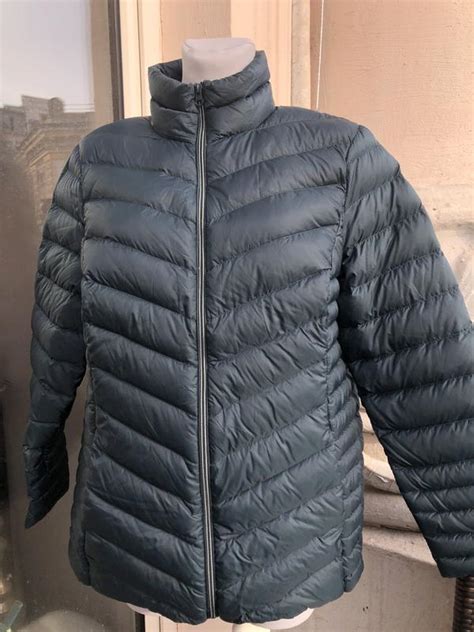 Легкий куртка пуховик — ціна 2200 грн у каталозі Пуховики Купити жіночі речі за доступною ціною