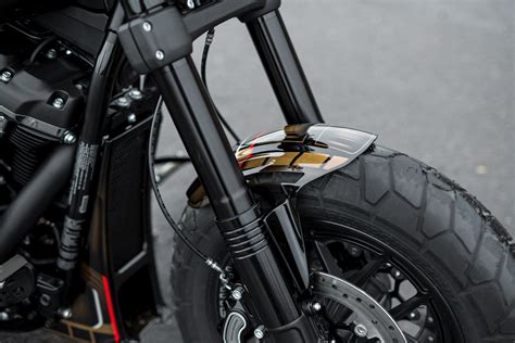 Killer Custom Lower Fork Covers In Gloss Black For Harley Davidson 2019