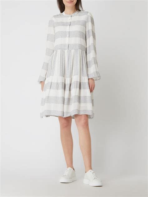 Віскозна сукня — ціна 330 грн у каталозі Короткі сукні Купити жіночі речі за доступною ціною на