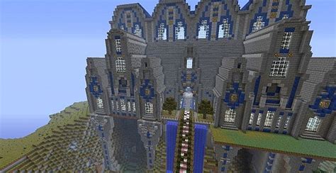 Castle With Waterfall Minecraft Map