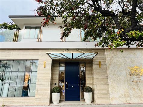 Biologique Recherche Ambassade Los Angeles Melrose Place Wellness