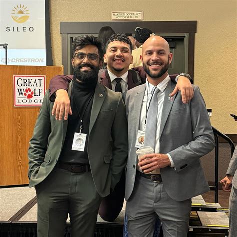 Sileo On Linkedin Dallasconferencejoy Smilesofsuccess Teamtriumphs