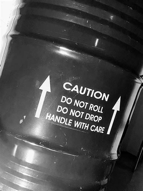 Garage Escape Room Live Escape Game