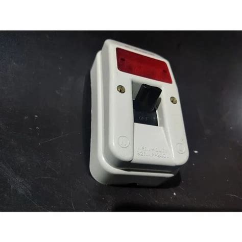 32a Dp Switch With Indicator At 90 Piece Modular Indicator Switches In New Delhi ID