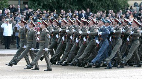 Велик е нашият войник Общество БНР Новини