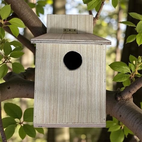 Bird Nesting Boxes Perfect For Garden Birds