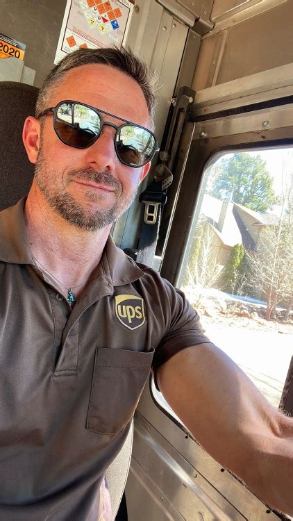 Here To Deliver Your Package 📦 Tumbex