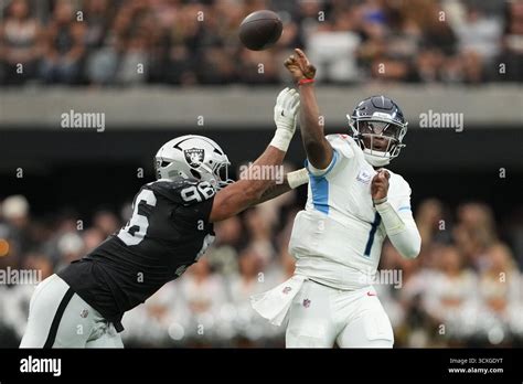 Las Vegas Raiders Defensive Tackle Jonah Laulu 96 Hits Tennessee