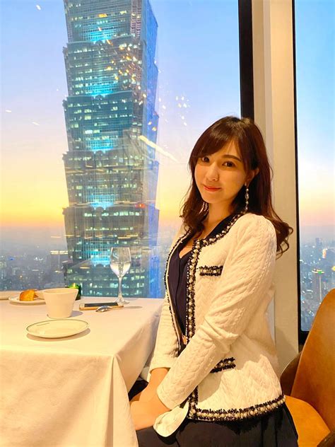 虞承璇 歲末年終總是特別忙碌🙏🏻 播報、做專題、研究所課業⋯忙得團團轉 但耶誕節不慶祝不行 昨天休假去吃了牛排🥩 Facebook 虞承璇 歲末年終總是特別忙碌🙏🏻 播報、做專題、研究所課業⋯忙得團團轉 但耶誕節不慶祝不行 昨天休假去吃了牛排🥩 Facebook