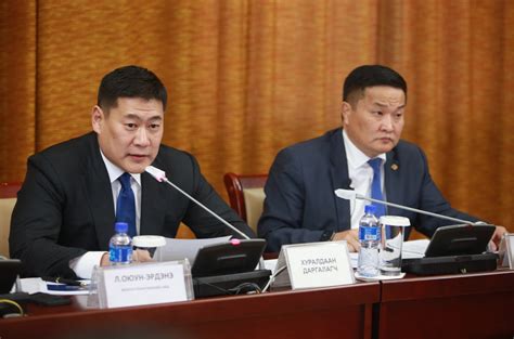 Нийтийн тээврийн парк шинэчлэлийн хүрээнд 224 автобус оруулж ирнэ