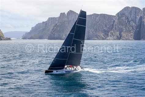 Whisper A5826 Sh21 Richard Bennett Photography