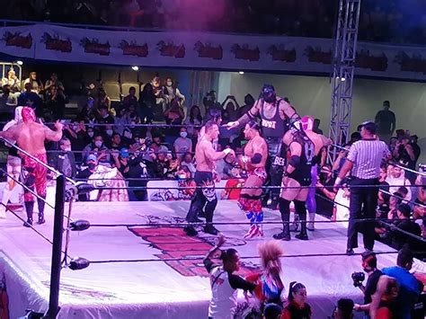 El Dmt Azul Y El Texano Jr Fueron Los Estrellas Del Ring