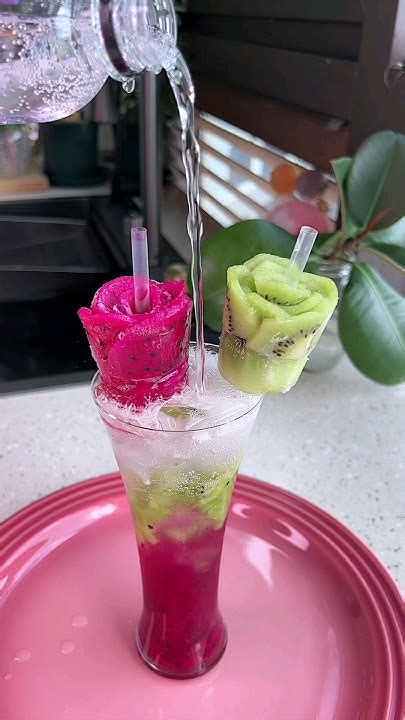 그냥 빨대에 과일얼음꽃 피우기😁 청담언니 요리하는메이크업아티스트 Shorts Youtube