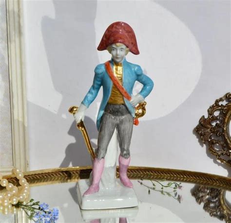 Чудова колекційна скульптура з серії офіцери французької армії — цена 1300 грн в каталоге