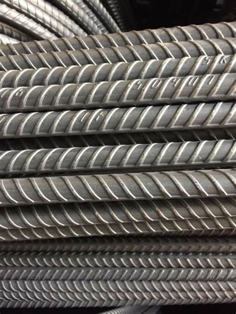 เหล็กข้ออ้อย 20 มม X 10 ม Sd40 เต็มโรงใหญ่