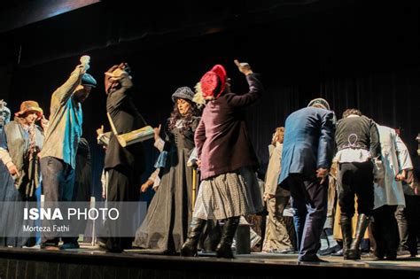 ایسنا نمایش ملاقات بانوی سالخورده