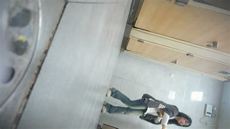 安防酒店摄像头偷拍 ️刚放假的大学生情侣自带床单给眼镜女友穿上学生制服屁股写上 李科专用 用力，好好调教 Tonghaoba