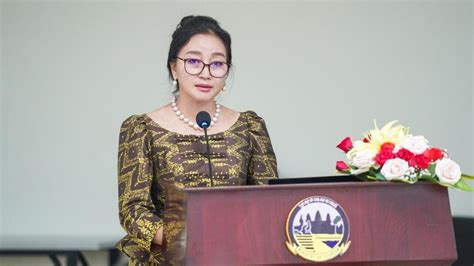 ឧកញ៉ា ឆាយ ស៊ីវលីន ៖ការផ្សព្វផ្សាយពីរូបភាពអសន្តិសុខក្នុងសង្គម