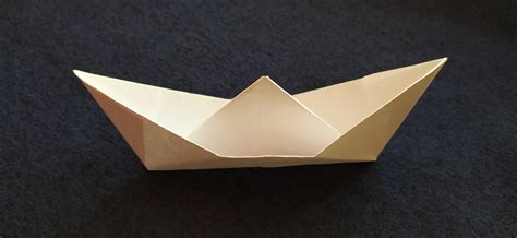 Фото как сделать кораблик из бумаги