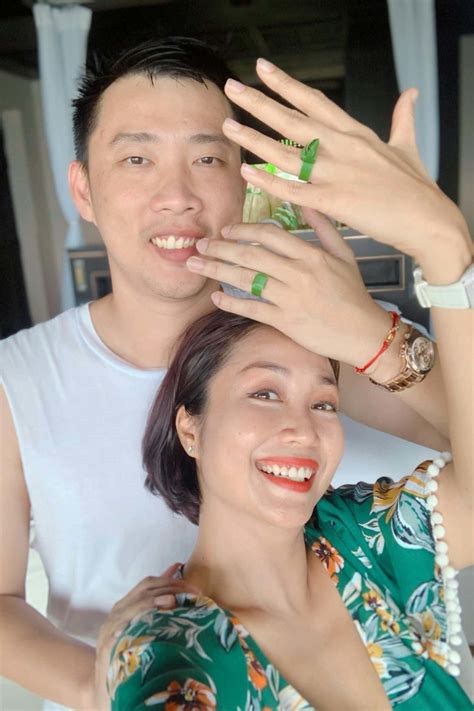 Sao Vbiz T M R I Showbiz Sang C S Ng V Ng Nghi V N Tr C Tr C T Nh C M K T H N Gi Nh C