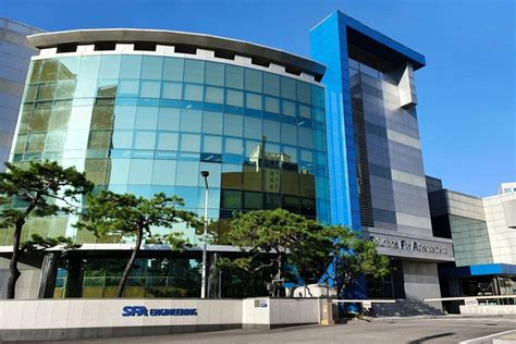 에스에프에이 반도체 패키징 장비 신사업 진출 배선 4분의 1 크기 축소”