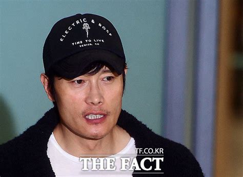 예원·이태임 패러디에… 이병헌 너 로맨틱 성공적 패러디 재조명 연예 기사 더팩트