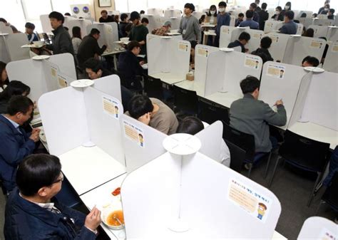 금천구 강도 높은 사회적 거리 두기 홍보 아시아경제