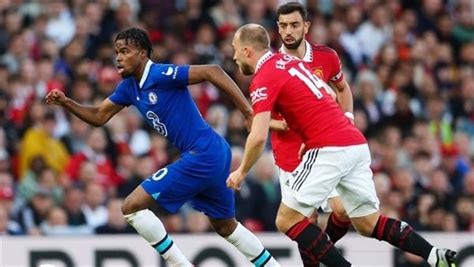 مانشستر يونايتد يتقدم على تشيلسي 0 2 في الشوط الأول بالدوري الإنجليزي