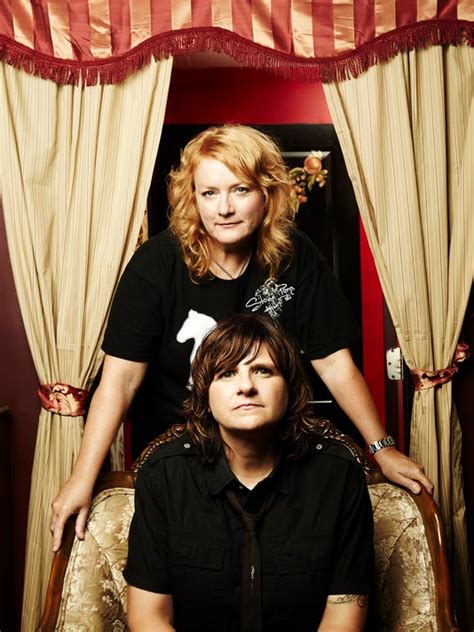 Indigo Girl Amy Ray Delves Into Roots