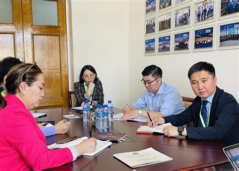 Хүнсний хувьсгал ын хүрээнд олон нийтэд мэдээлэл хүргэх ажлын хэсэг хуралдлаа